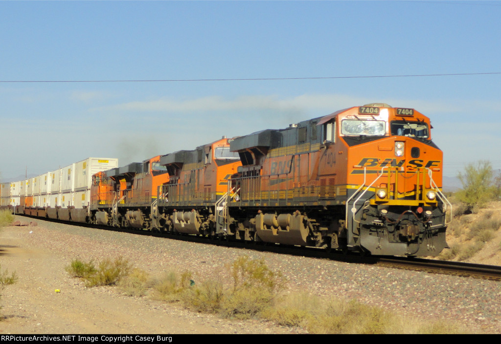 BNSF 7404